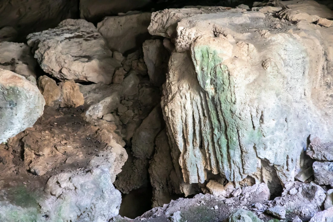Chambathoura & Leska Caves - Discover Crete