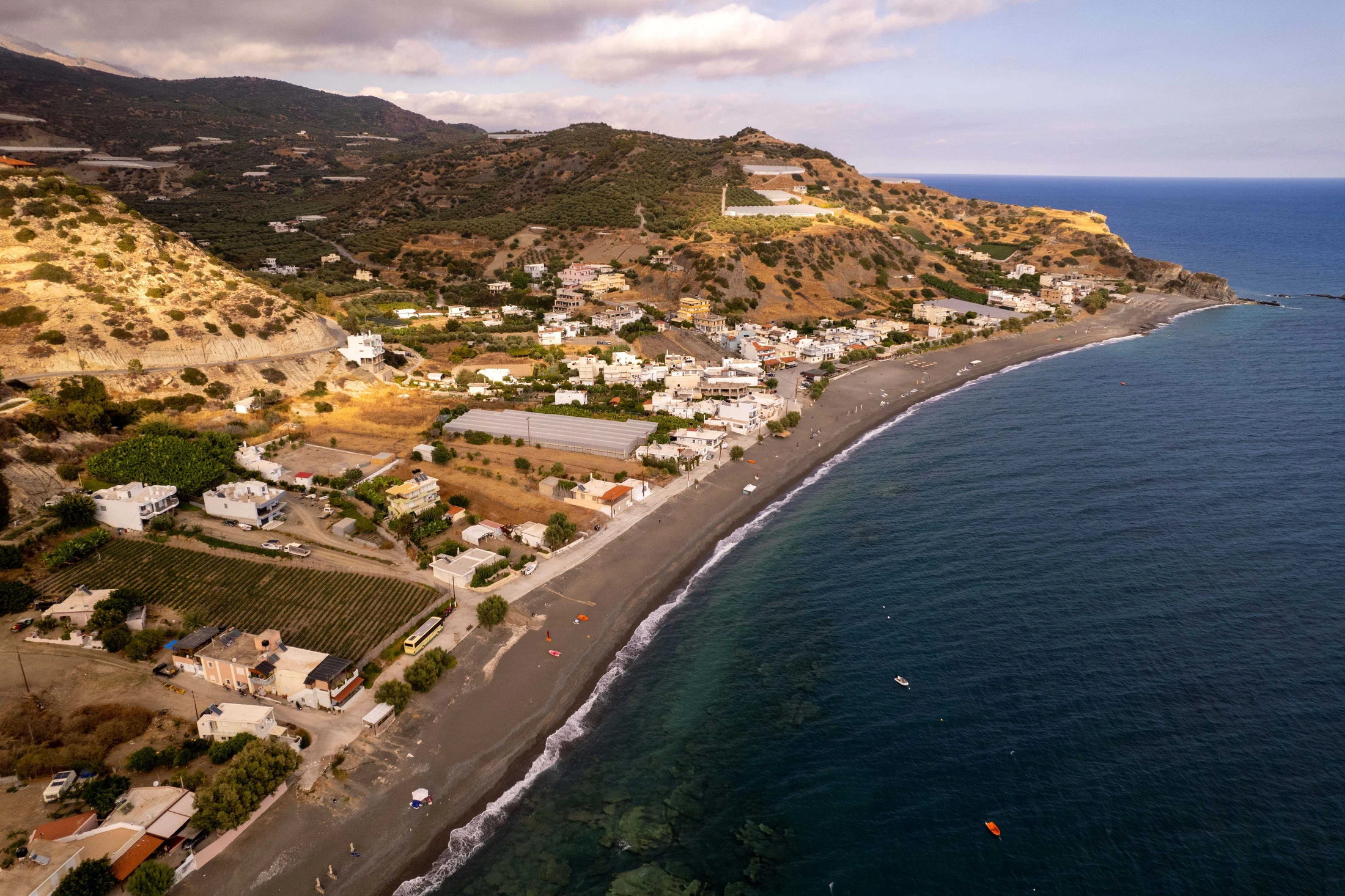 Psari Forada: An Ideal Destination for Holidaymakers - Discover Crete