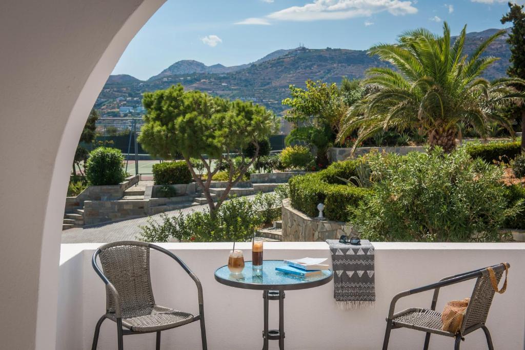 Peninsula Resort & Spa - Agia Pelagia - Discover Crete