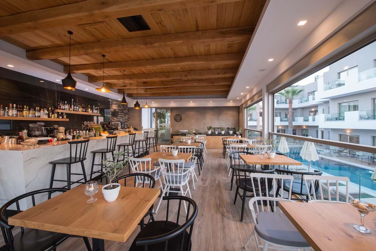 Cactus Bay Hotel & Apartments - Stalis - Discover Crete