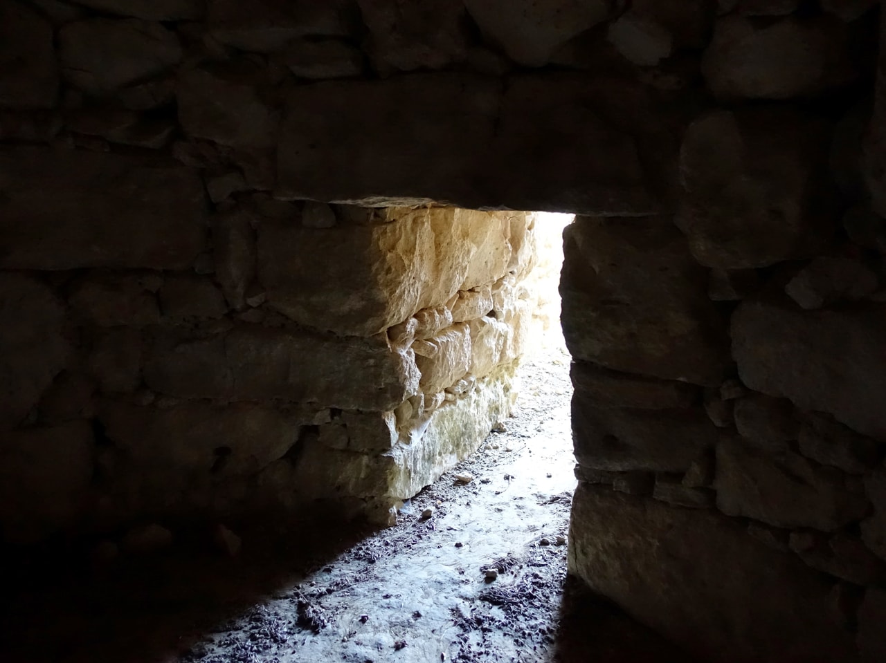 Vaulted Tomb at Platyskinos - Discover Crete