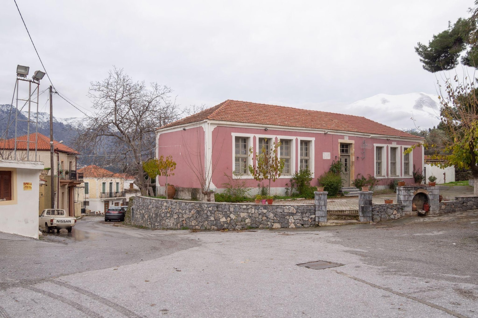 Amari Primary School - Discover Crete