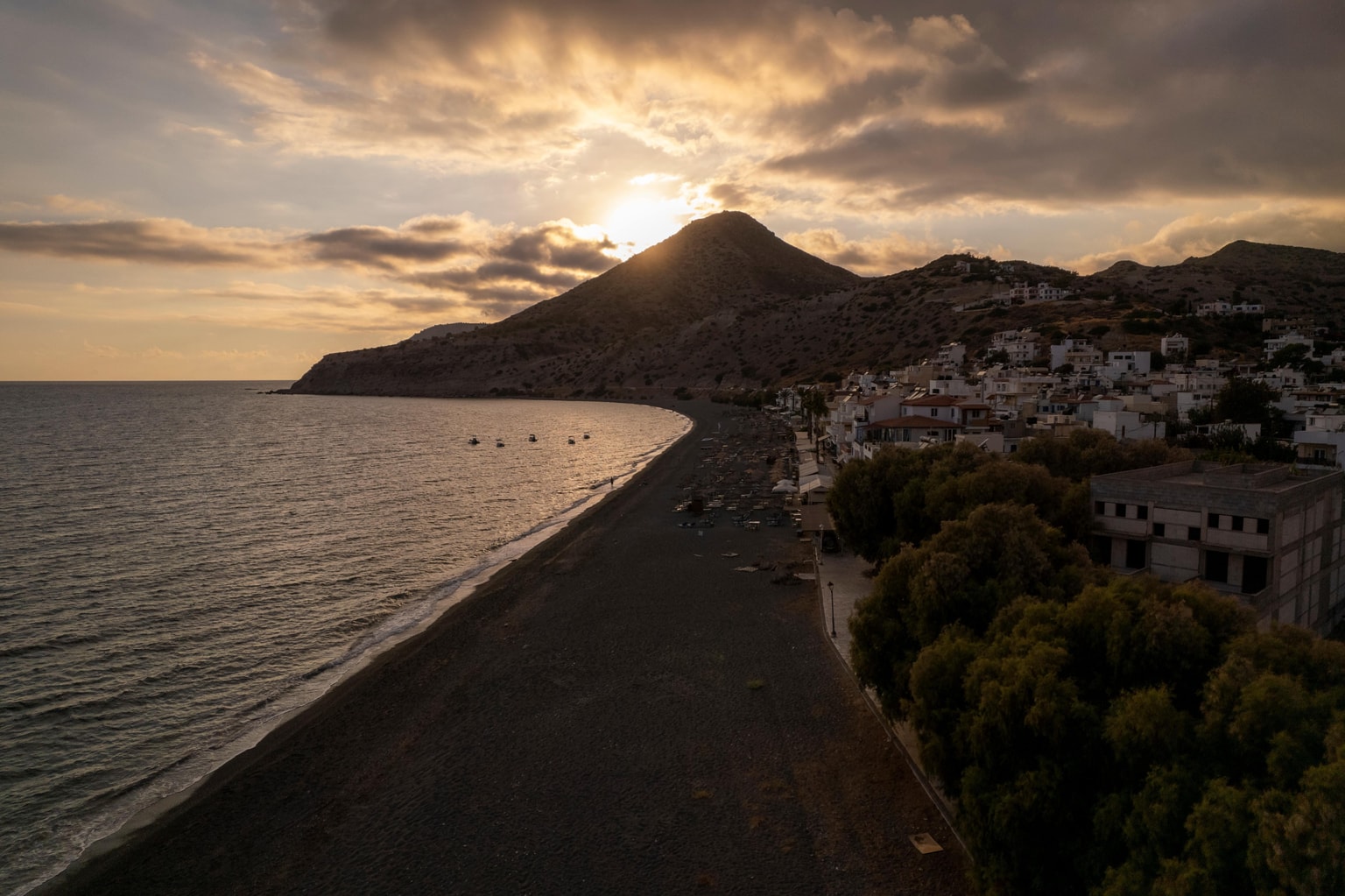 Mirtos: Dive into Good Food - Discover Crete