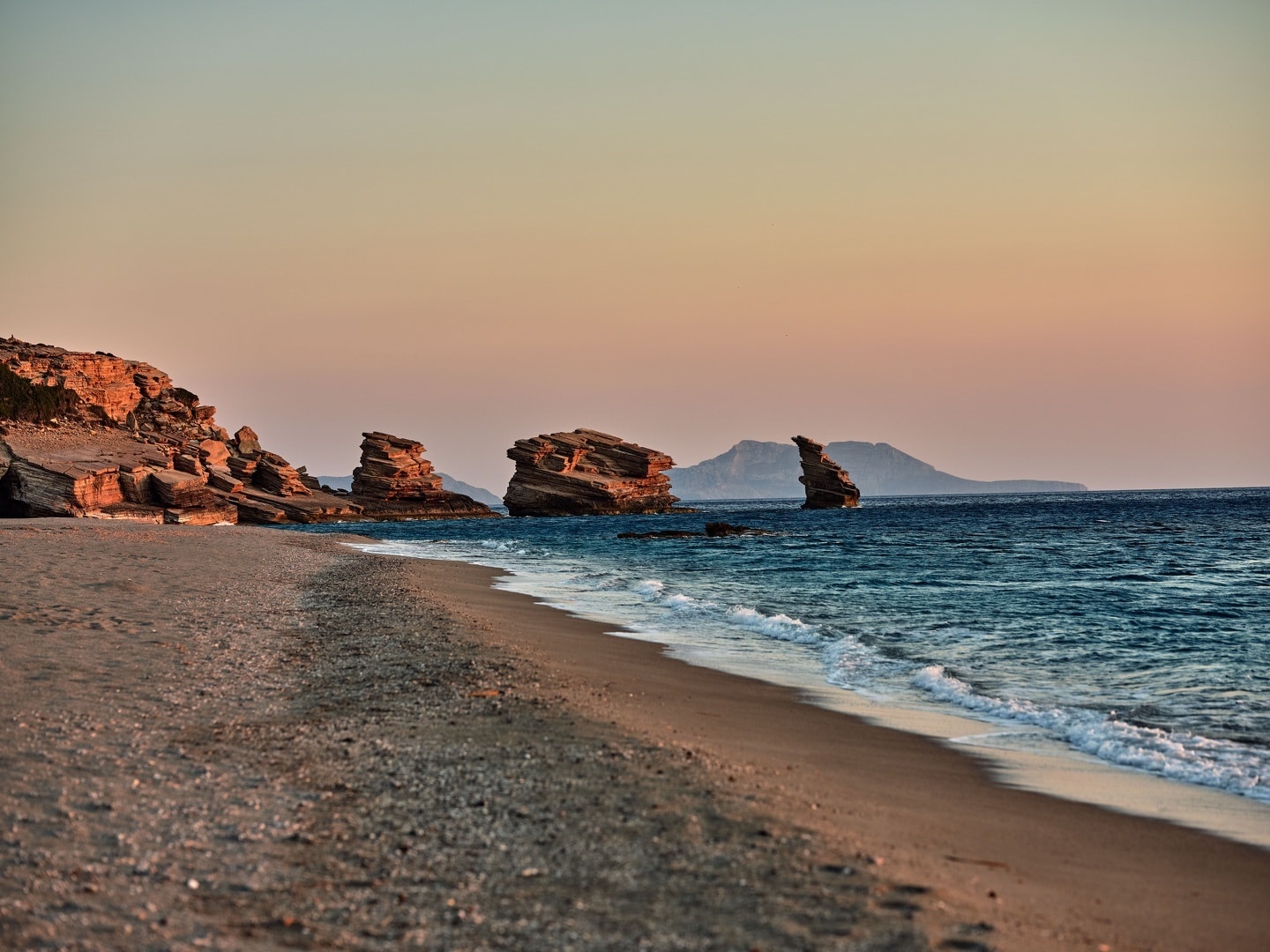 The Enchanting Allure of Triopetra Beach - Discover Crete