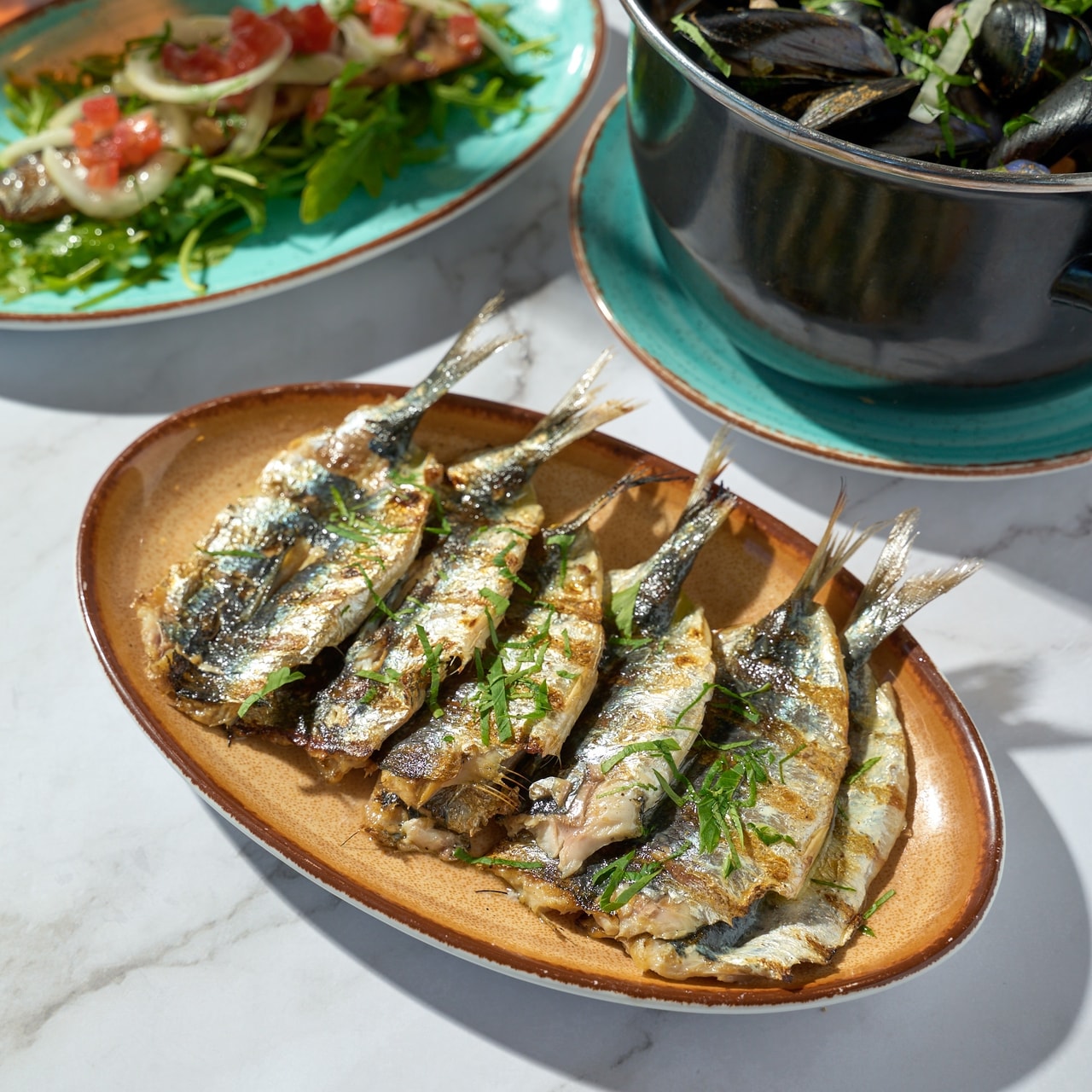 "Ligo Krasi ligo thalassa": From the sea to your plate - Discover Crete