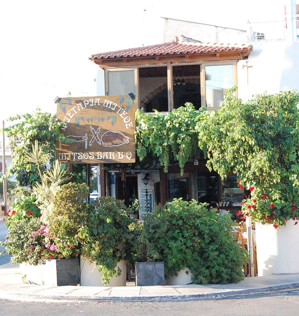Mitsos BBQ: The best roasted meats in Chania - Discover Crete