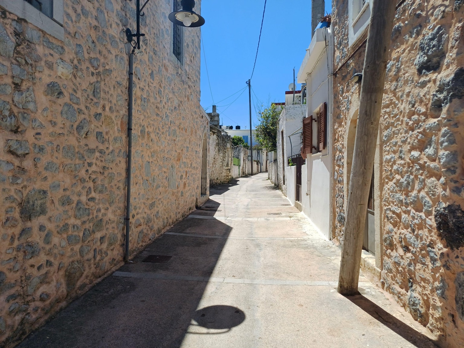 Mochos: A Unique Musical Tradition - Discover Crete