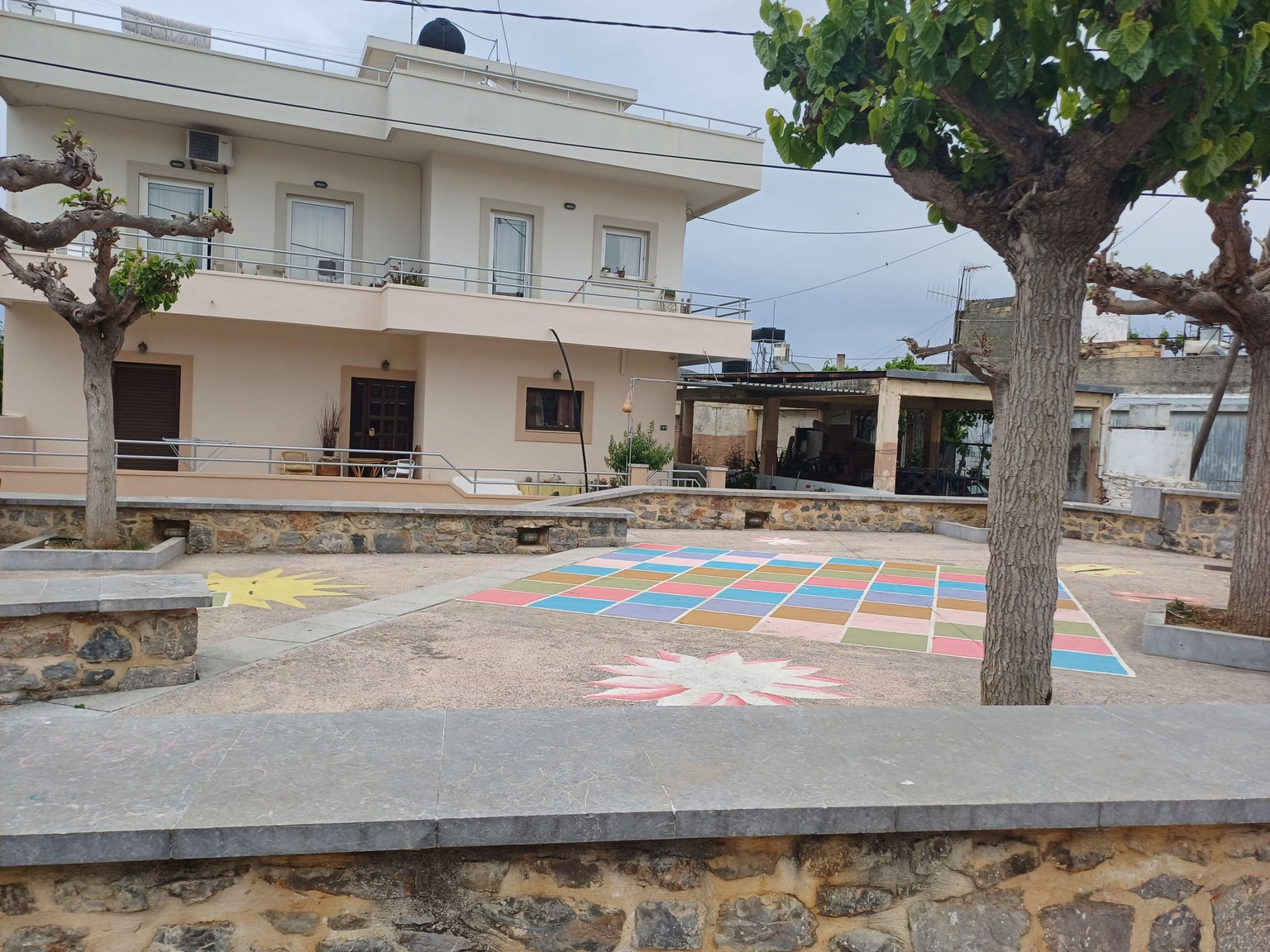 Mochos: A Unique Musical Tradition - Discover Crete