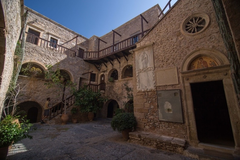 Toplou Monastery - Discover Crete