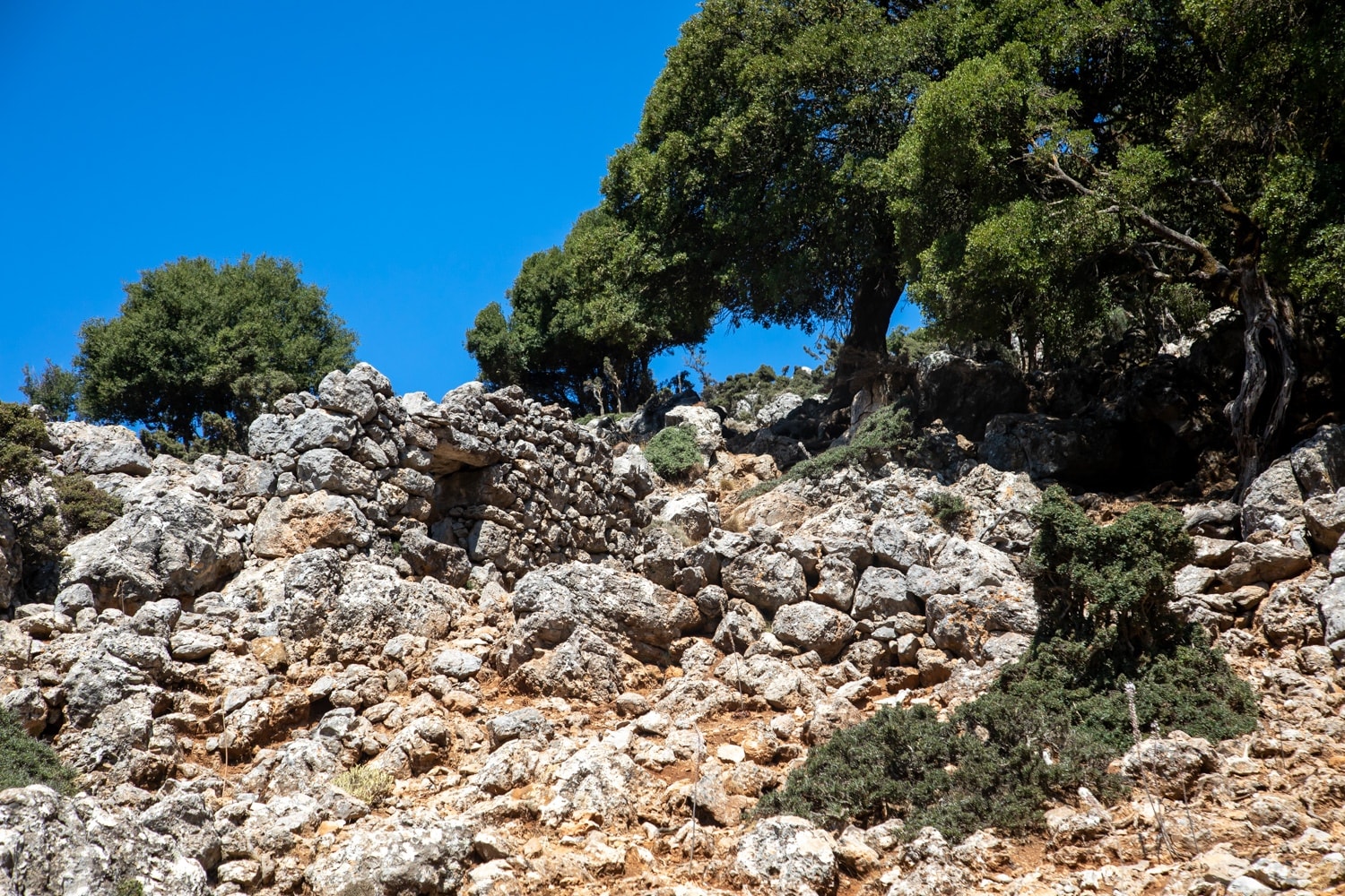 Nithavri: A Vibrant Village in the Amari Valley - Discover Crete