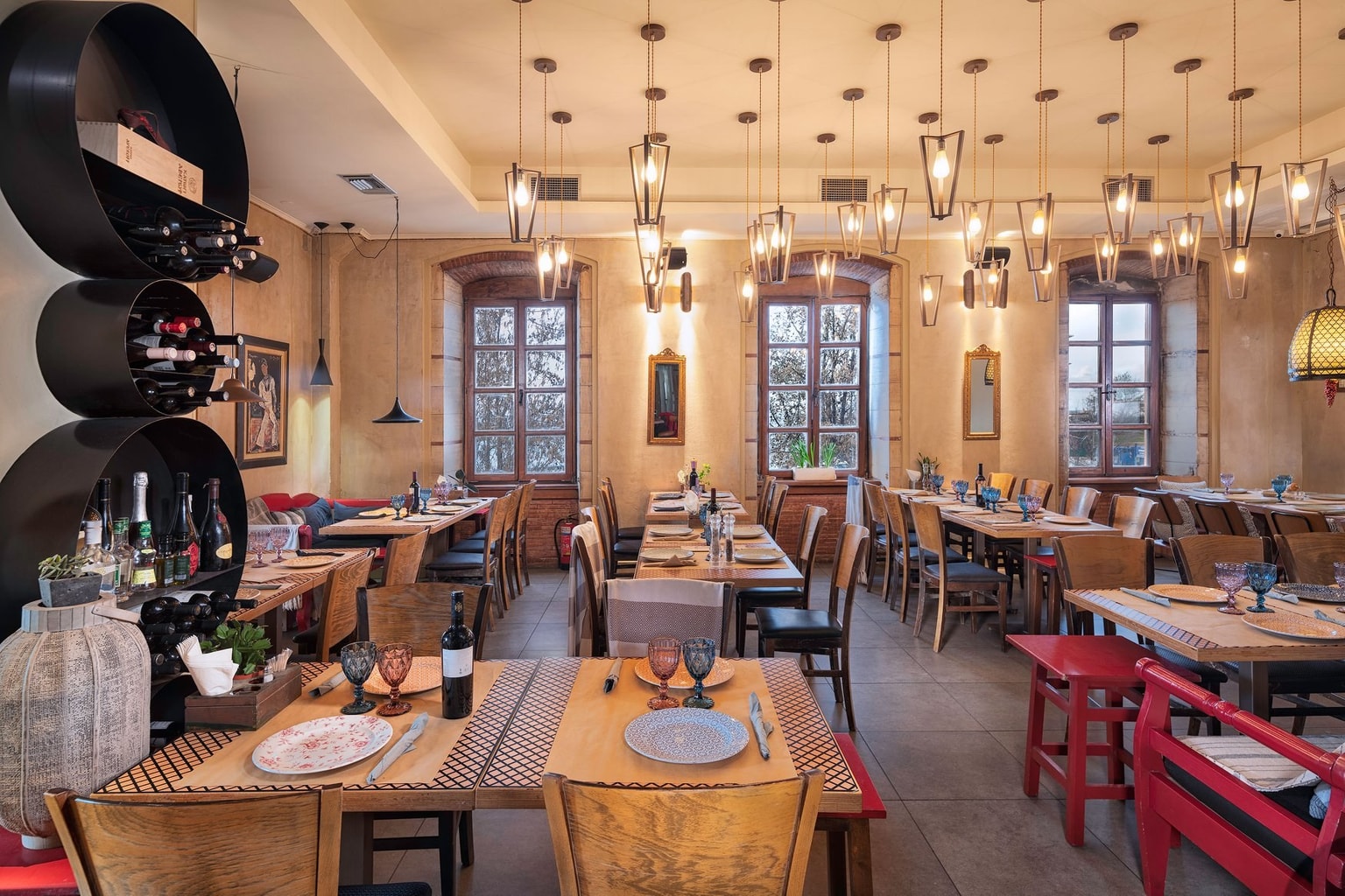 Parasties: the restaurant that combines tradition and authenticity ...