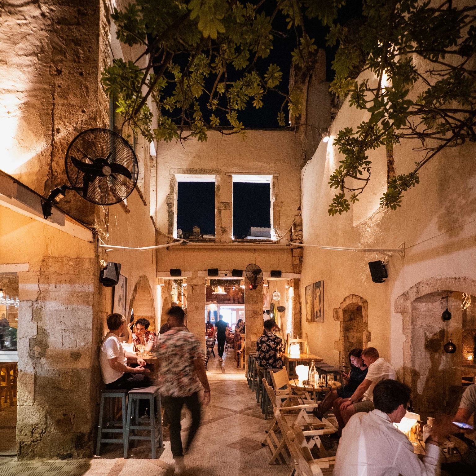 Sinagogi Open Bar: An enchanting night in Chania! - Discover Crete