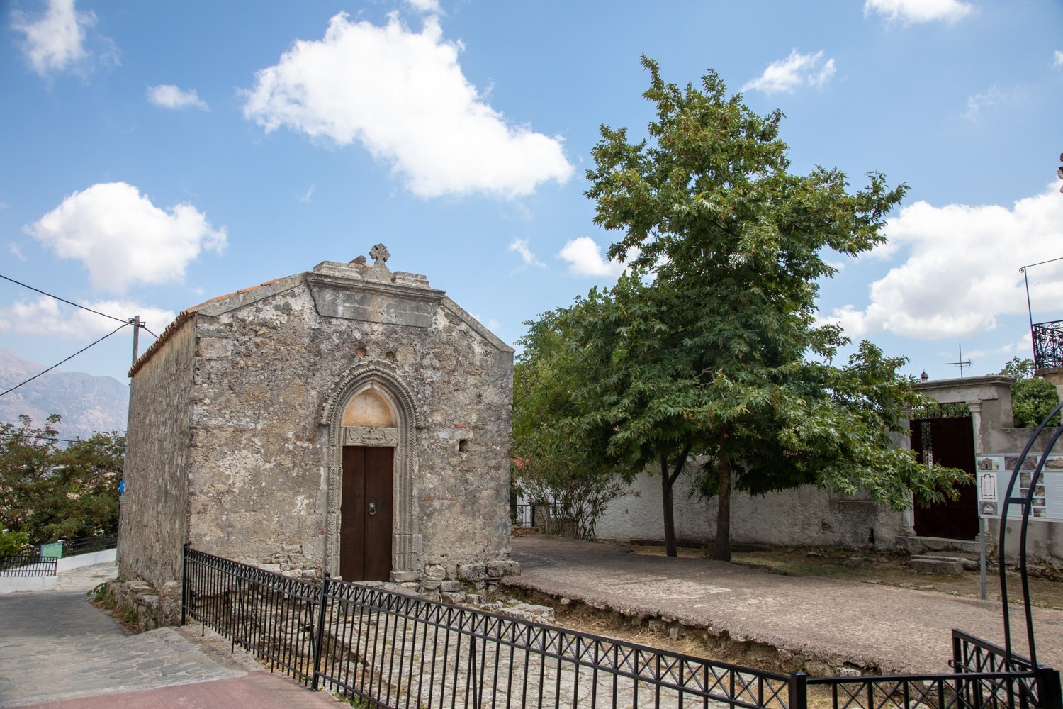 The Church of Panagia Throniotissa (Thronos) - Discover Crete