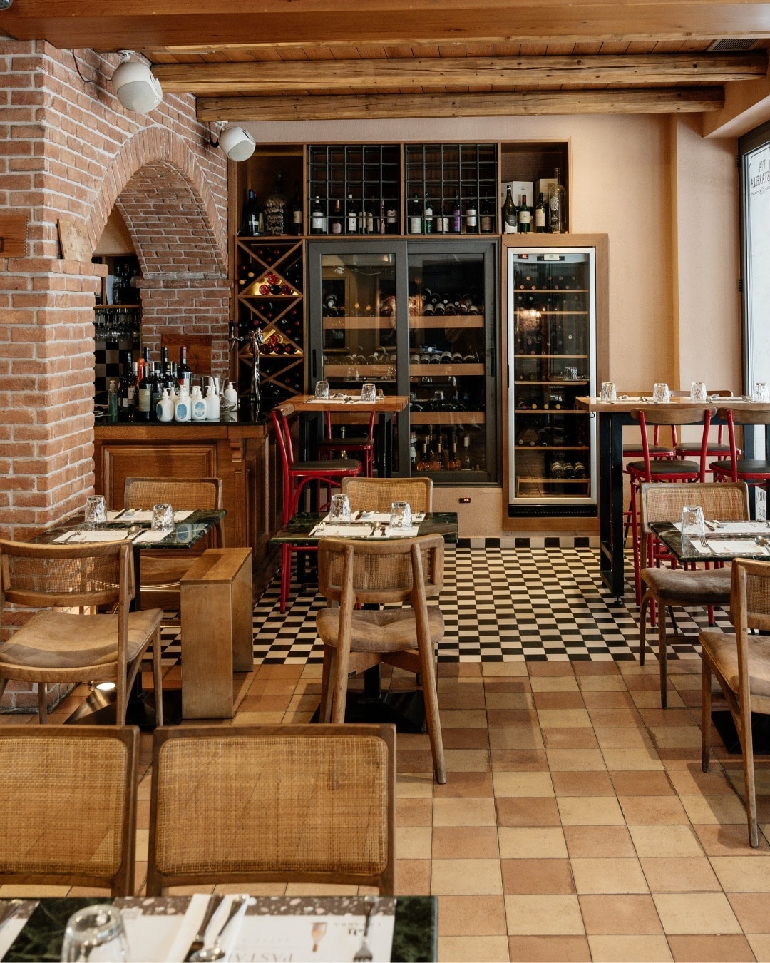 Via Pastarella: A Genuine Italian Experience in the Heart of Heraklion ...